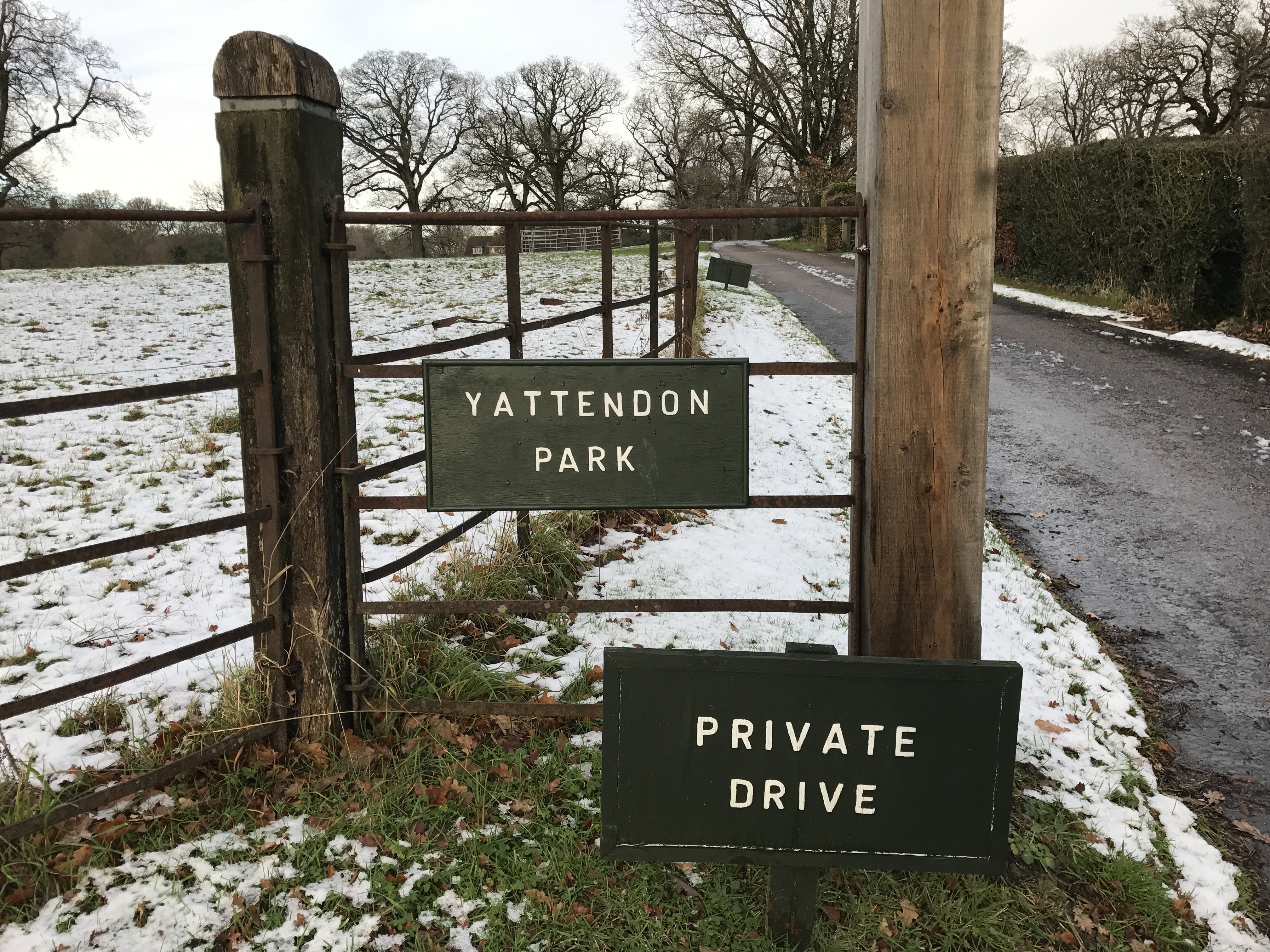 The villages where feudalism never died – Who owns England?
